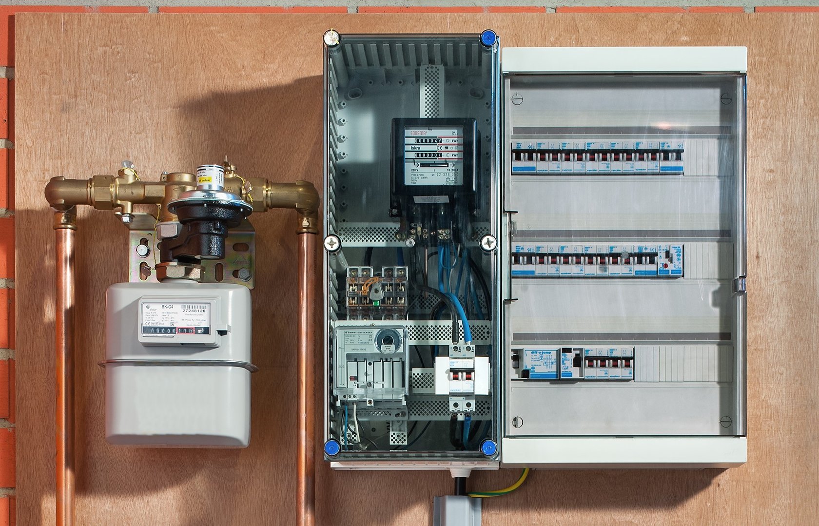 Hoe schakel ik mijn energiemeter weer in? | Fluvius