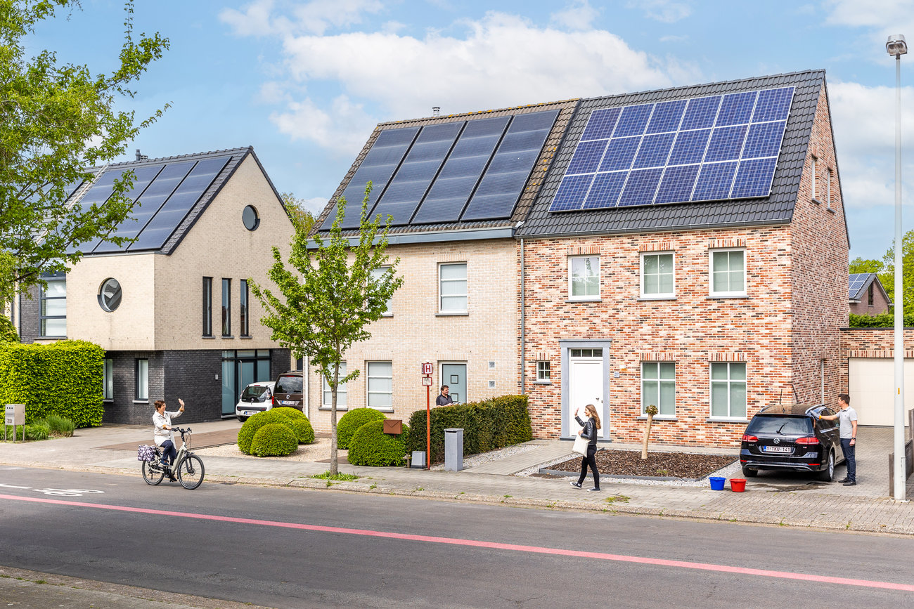 Aanpak spanningsproblemen en uitvallende omvormers | Fluvius